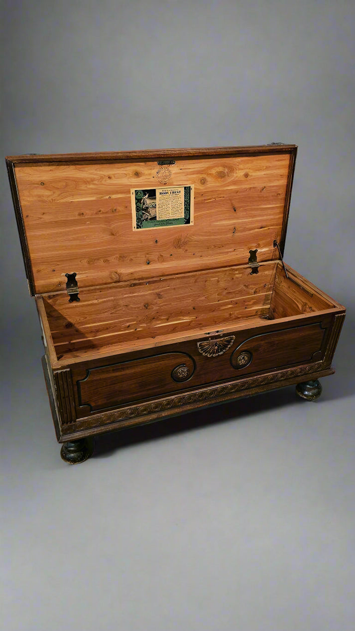 Storage Trunk – Roos Cedar Antique Chest with Key – Beyond Grandmas House
